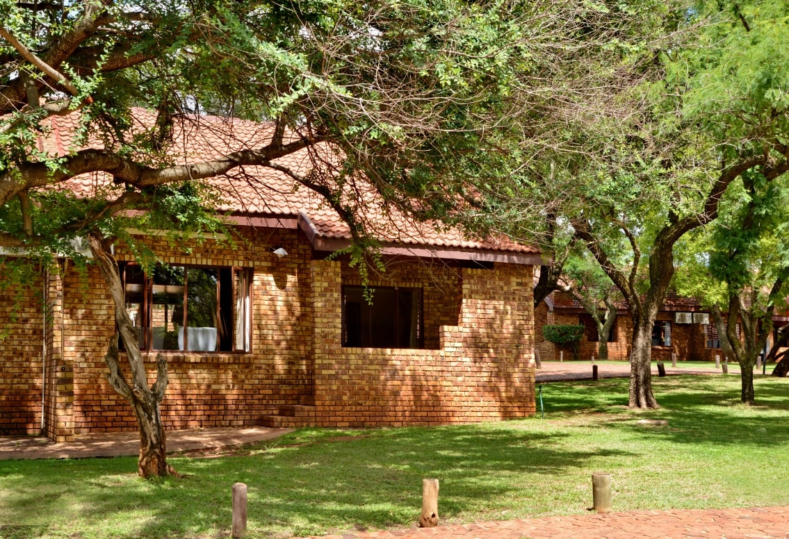 Roodeplaat Accommodation - Manzi Monaté